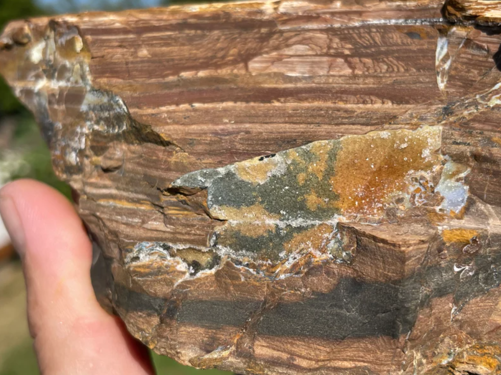 Druzy Crystals on “Biggs” Jasper– The Rock Pile Lapidary Arts